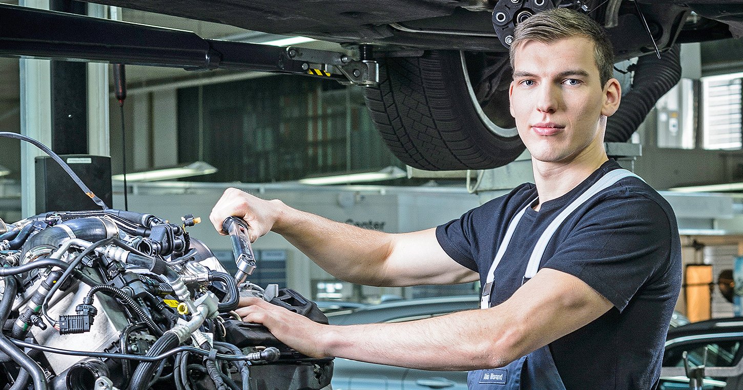 Automobil-Mechatroniker:in EFZ Personenwagen | Für Lernende